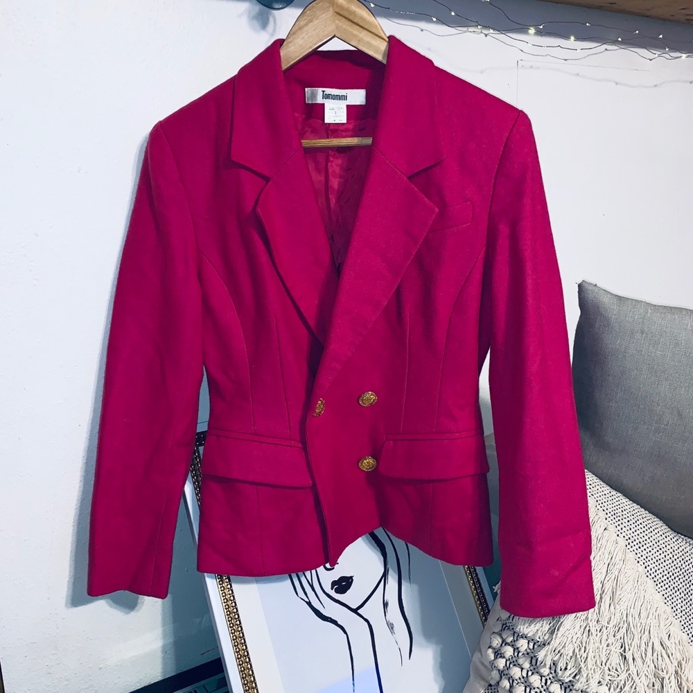 Vintage Fuchsia Blazer With Gold Buttons. - Gem